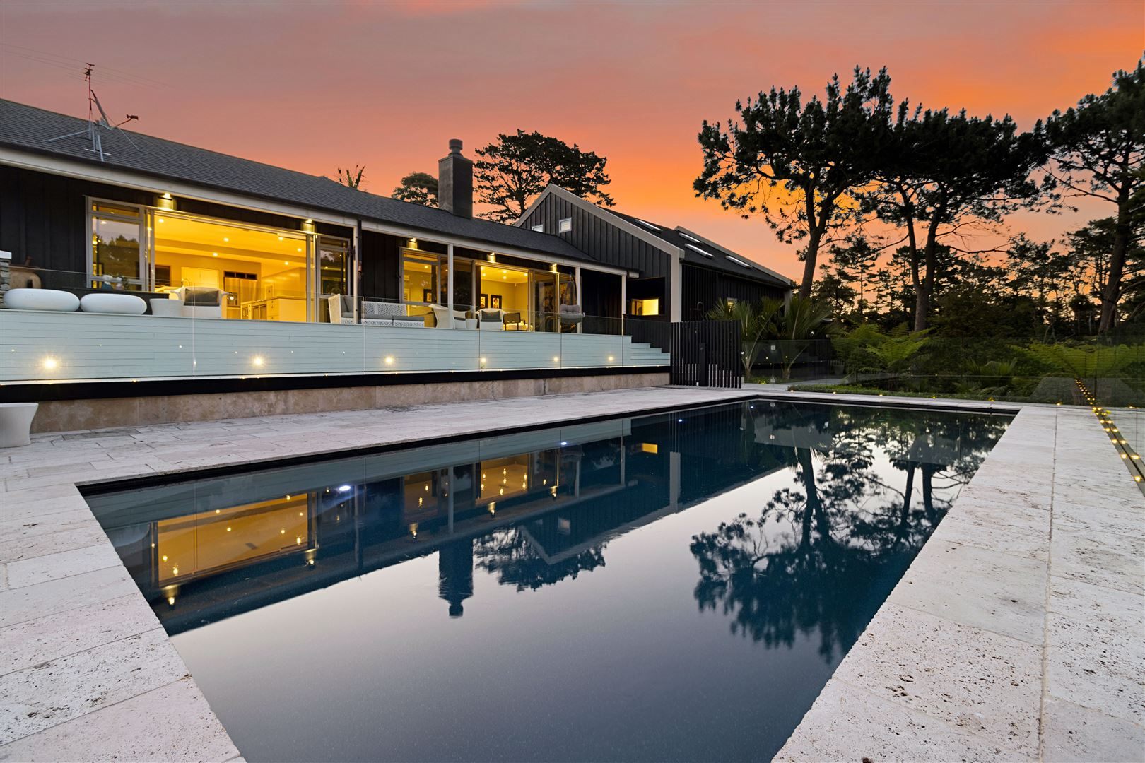 37 Paremoremo Road - Greg Fly